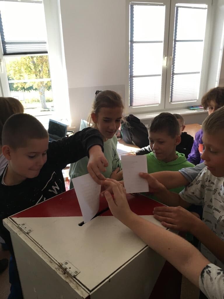 Szkolna Lekcja Demokracji / AktualnoŚci